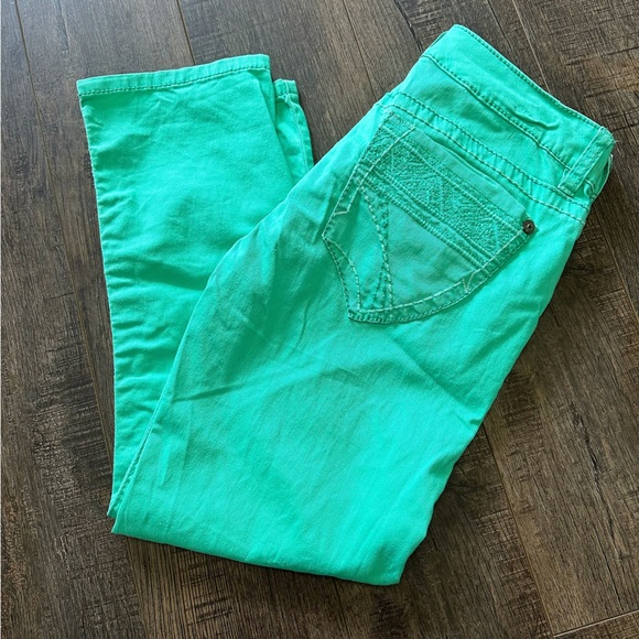 UNIONBAY | Jeans | Unionbay Size 7 Mid Rise Green Capris Crop Jeans ...